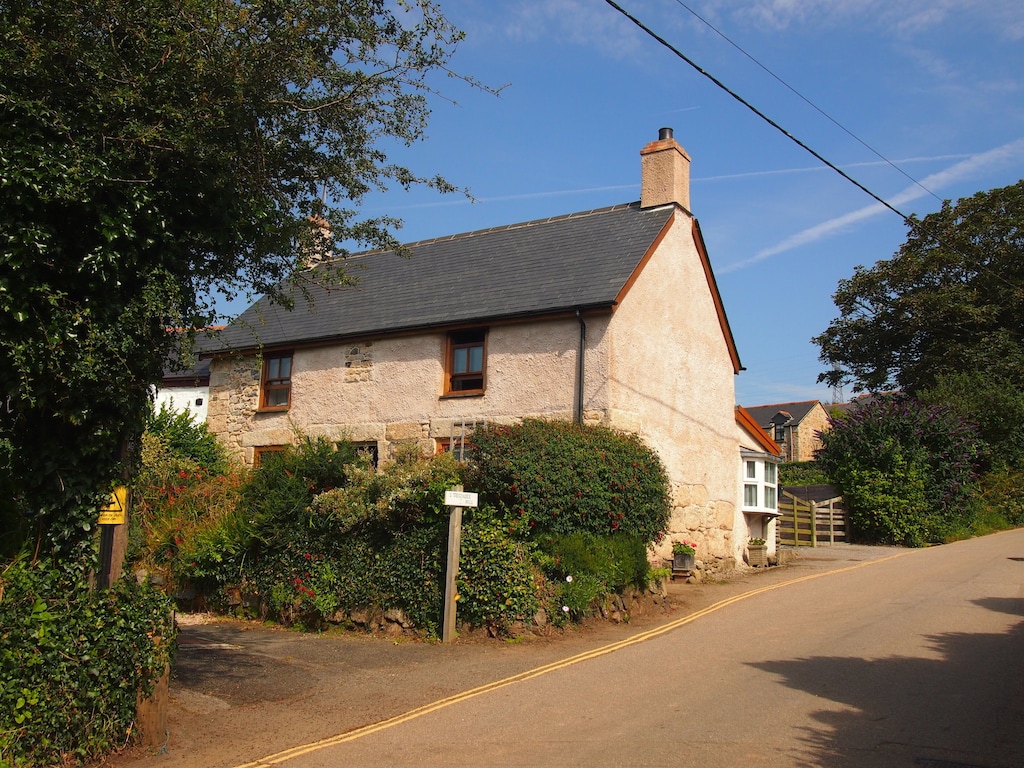 Cuckoo Cottage Crowlas, Cornwall
